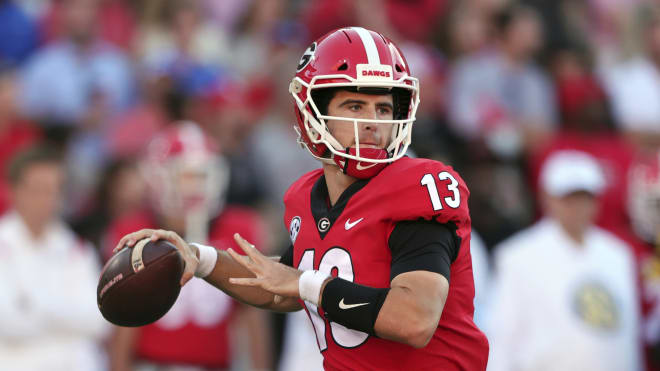 Stetson Bennett IV Is Doing Good At QB For The Georgia Bulldogs ...
