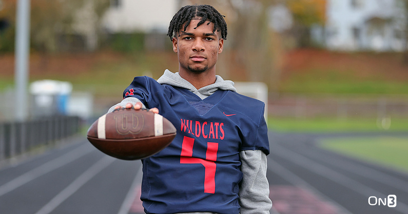 Darrius Clemons Committed To The Michigan Wolverines Football Team In ...