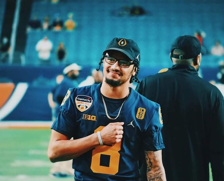Ronnie Bell Named Captain For The 2022 Michigan Wolverines 🏈 Team ...