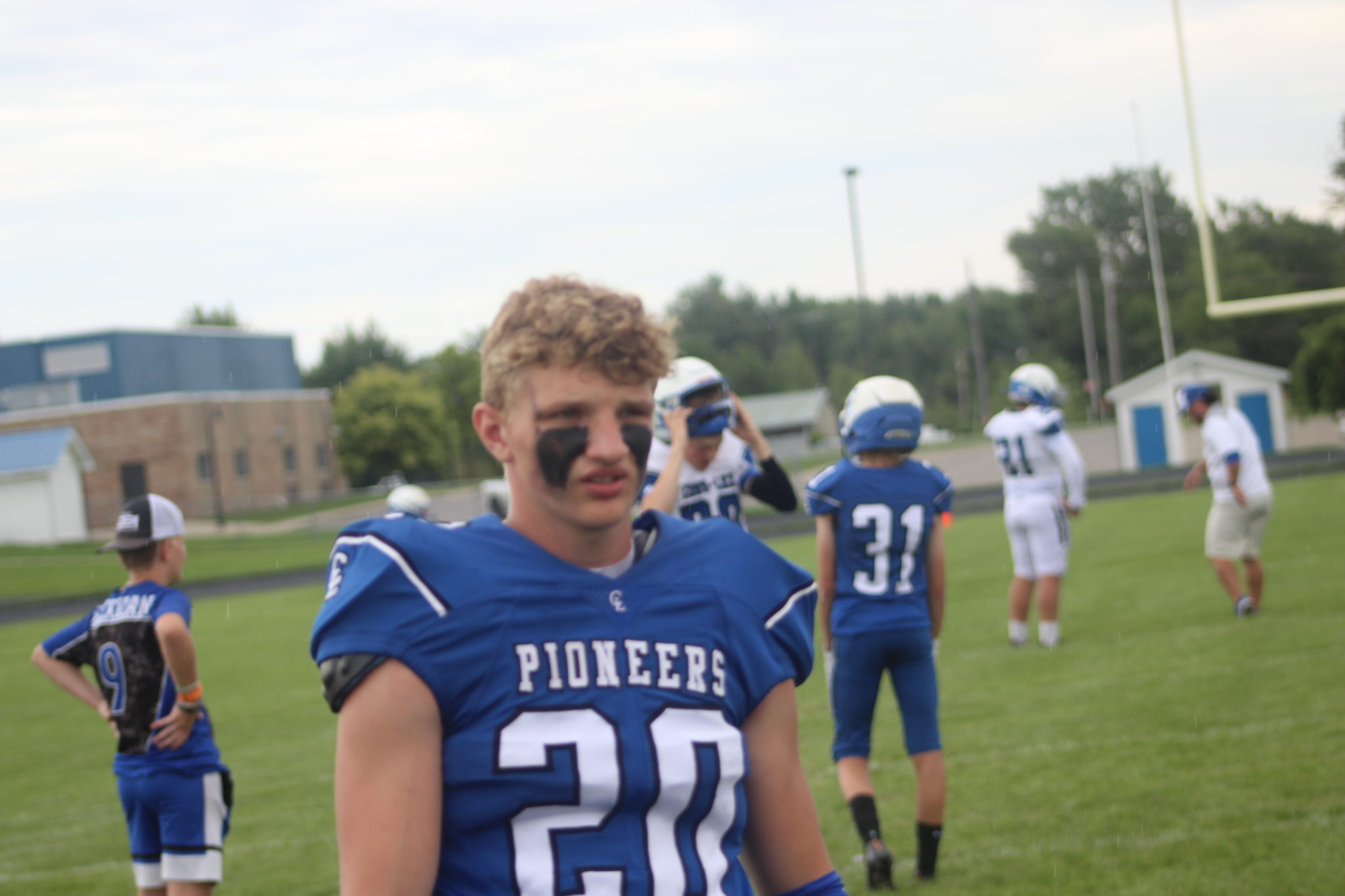 Belly Groppi Is A Good RB/Punter For The Cros-Lex Pioneers Football ...