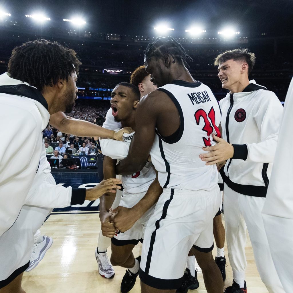 San Diego State Aztecs Basketball Team In The 2023 National ...